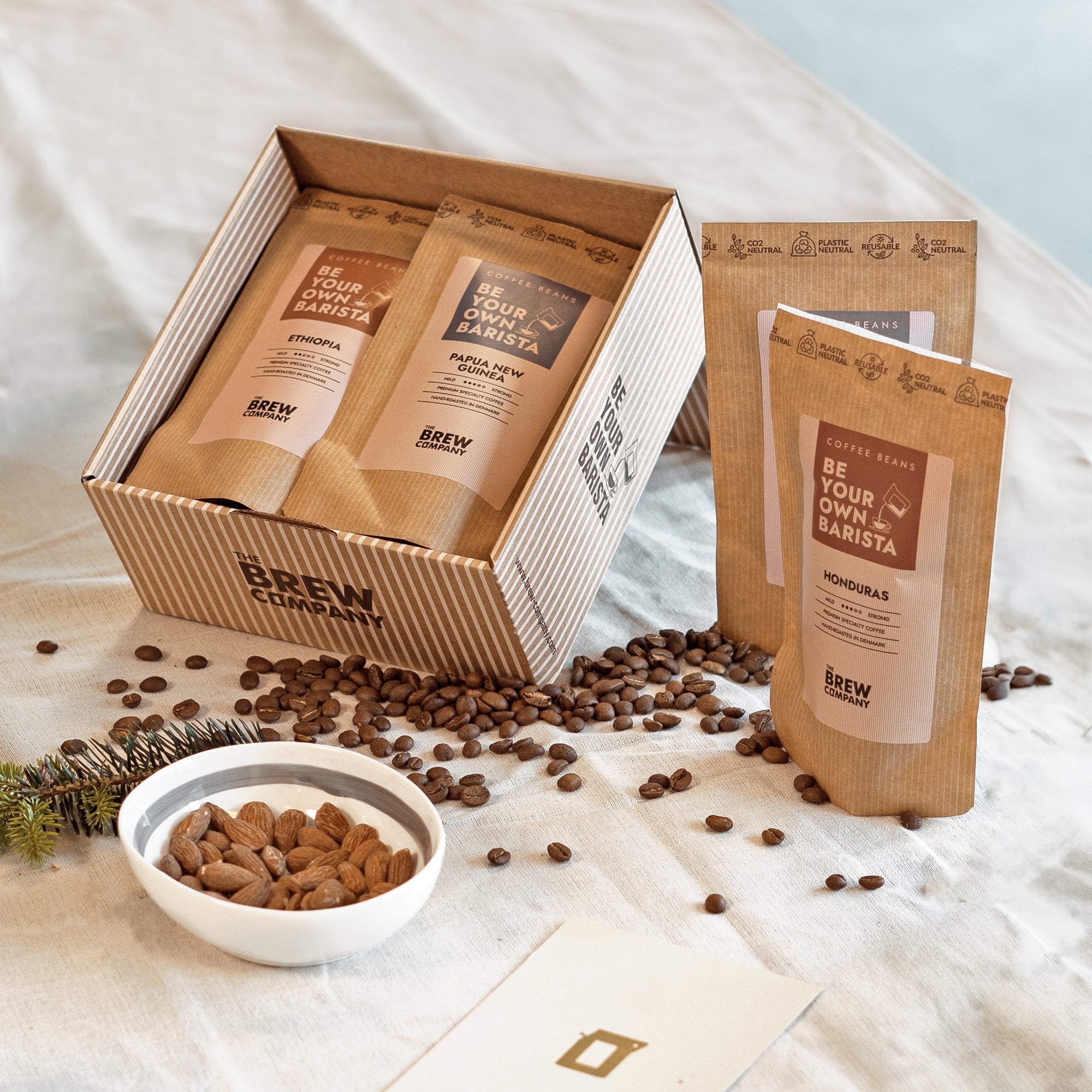 SPECIALTY COFFEE BEANS TASTER BOX – Puritific
